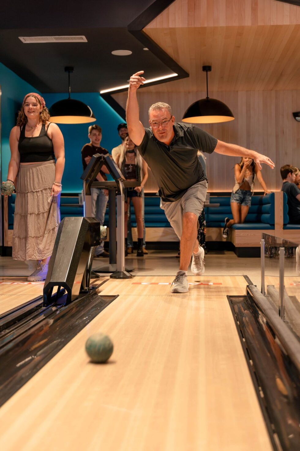 PLAY: Duckpin Bowling La Vista! - Smash Park
